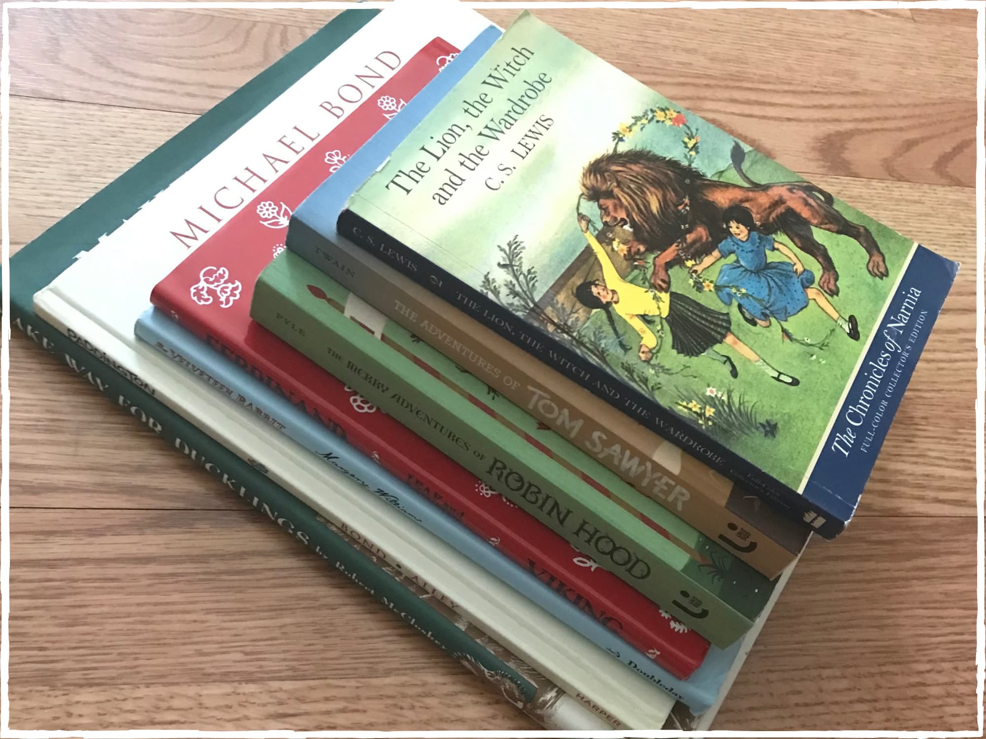 40+ Classic Books Your Charlotte Mason Homeschool Needs {2026}